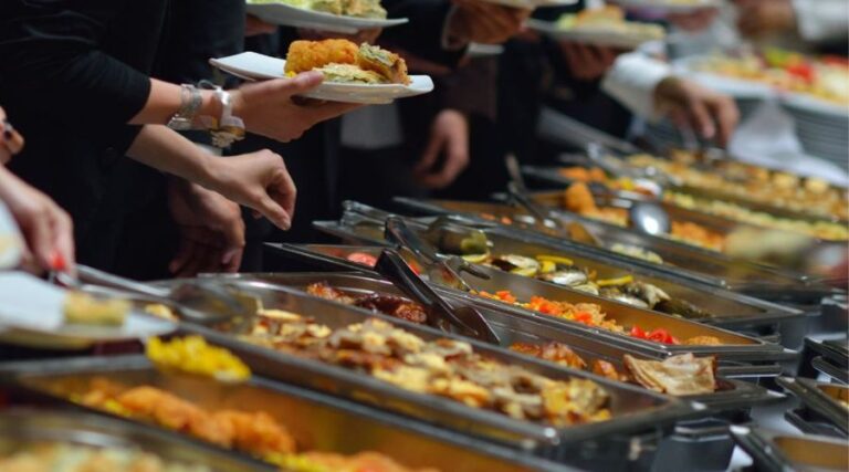 Catering Promotions | Lee n Eddies Catering